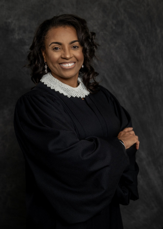 Chandra W. Baker-Robinson (About) – WLAM